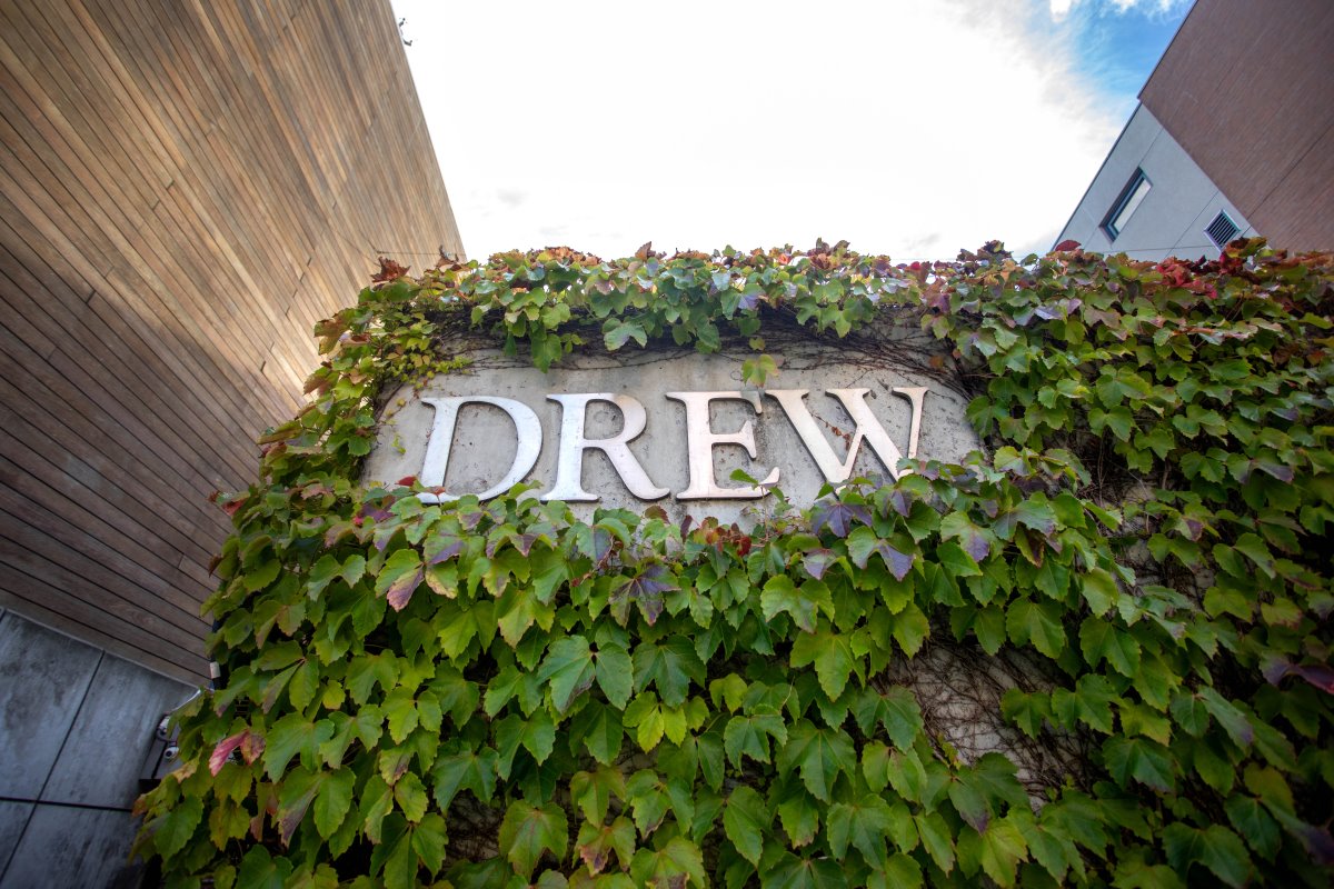 Campus | Drew School